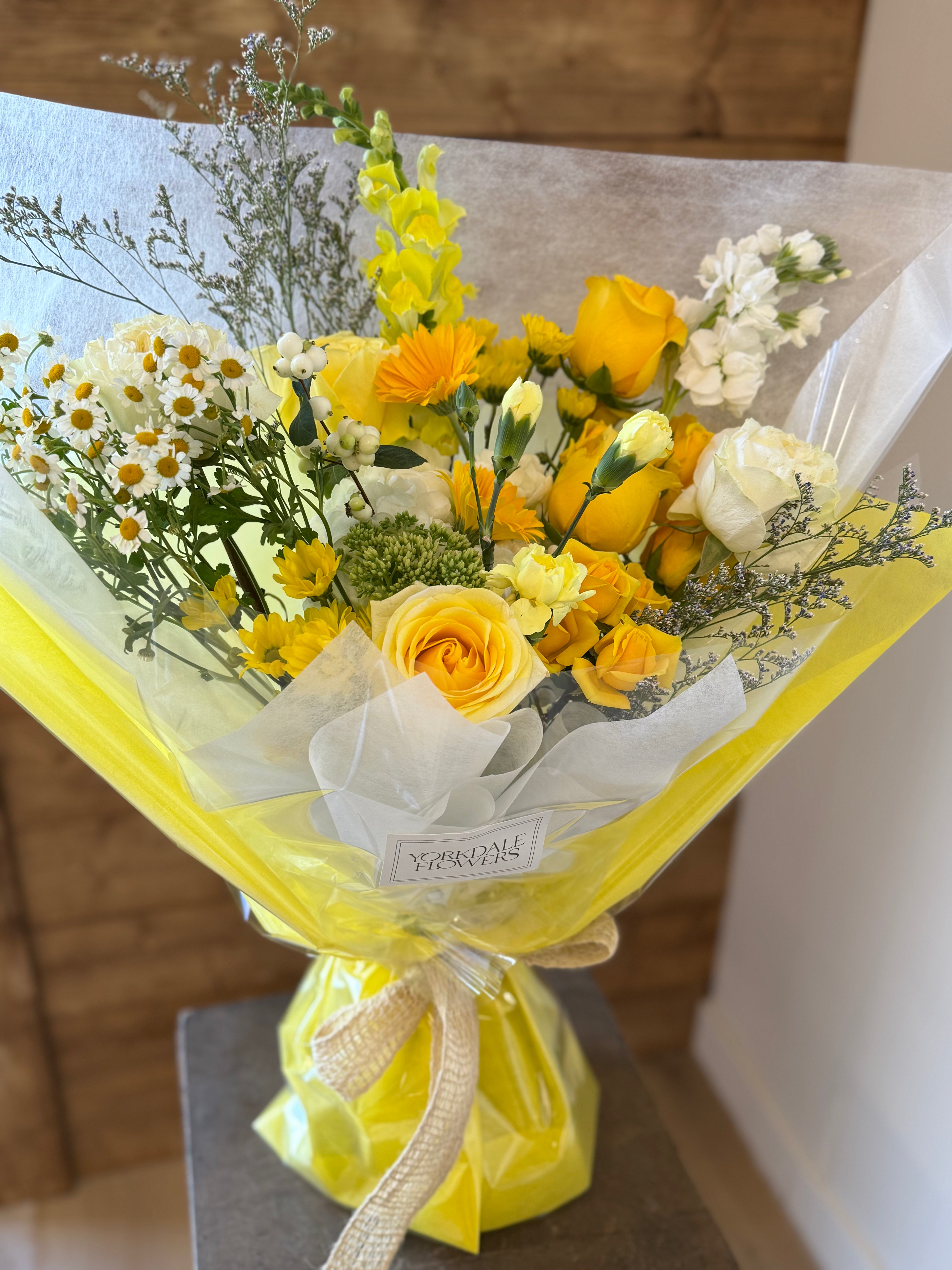 Lemon Radiance – Yorkdale Flowers